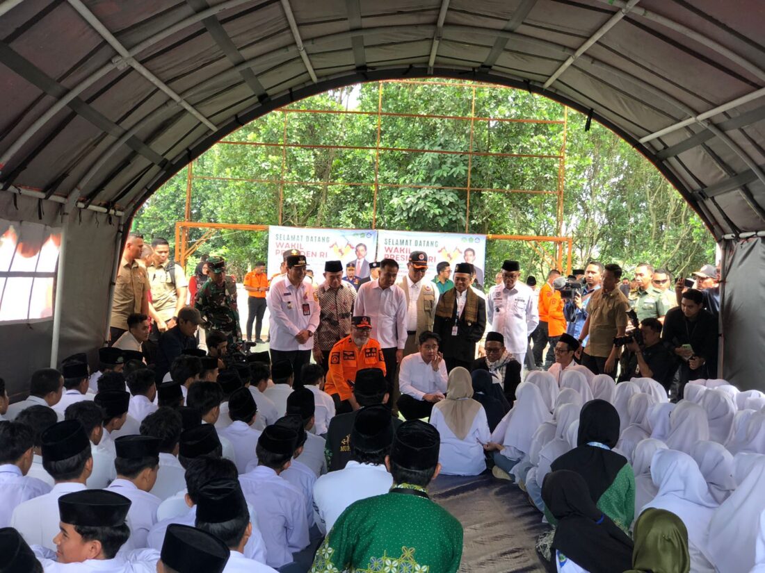 Gibran Rakabuming Raka Cek Simulasi Mitigasi Bencana hingga Sosialisasi ...